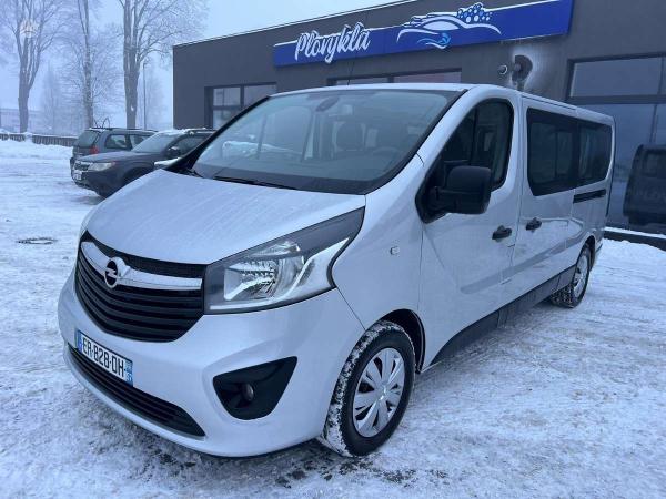 Pelēks Opel Vivaro 2017 Tauragė, ar dzinēja tilpumu 1.60 L un nobraukumu 400 tūkst. km par 8900 €, foto 1 vietnē AUTOMOTO.COM.LV