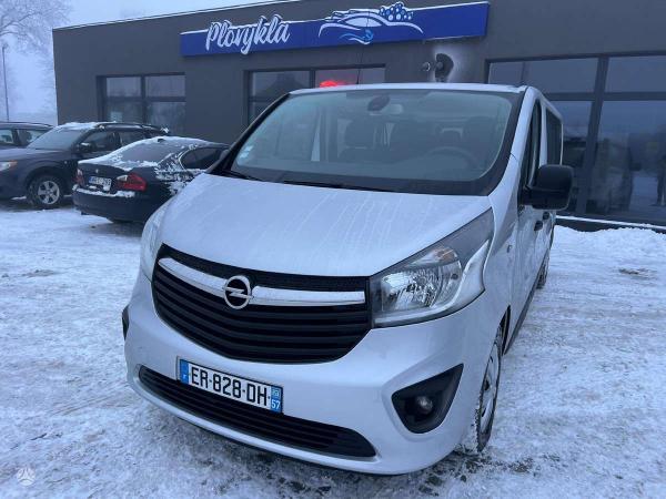 Pelēks Opel Vivaro 2017 Tauragė, ar dzinēja tilpumu 1.60 L un nobraukumu 400 tūkst. km par 8900 €, foto 4 vietnē AUTOMOTO.COM.LV