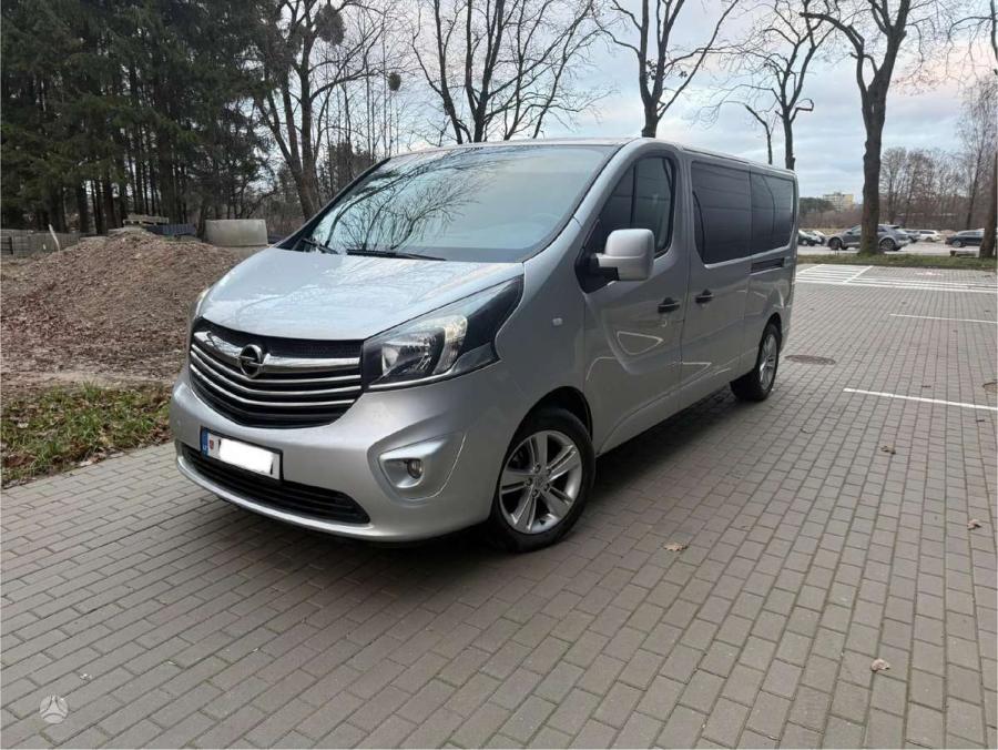 Pelēks Opel Vivaro 2018 Kauņa, ar dzinēja tilpumu 1.60 L un nobraukumu 182 tūkst. km par 15900 €, foto 2 vietnē AUTOMOTO.COM.LV