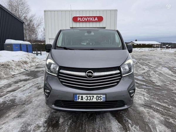 Pelēks Opel Vivaro 2018 Tauragė, ar dzinēja tilpumu 1.60 L un nobraukumu 212 tūkst. km par 15900 €, foto 2 vietnē AUTOMOTO.COM.LV