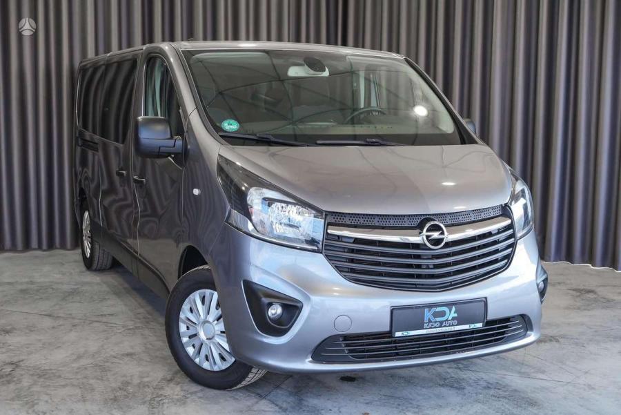Grey Opel Vivaro 2019 in Marijampole, with an engine capacity of 1.60 L and mileage of 203 thousand km for 14450 €, photo 3 on AUTOMOTO.COM.LV