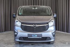 Grey Opel Vivaro 2019 in Marijampole, with an engine capacity of 1.60 L and mileage of 203 thousand km for 14450 €, photo 4 on AUTOMOTO.COM.LV