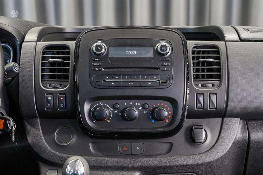 Grey Opel Vivaro 2019 in Marijampole, with an engine capacity of 1.60 L and mileage of 203 thousand km for 14450 €, photo 15 on AUTOMOTO.COM.LV