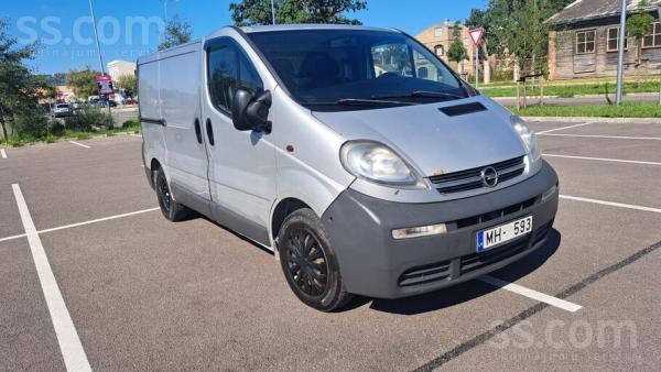 Opel Vivaro 2002 Jelgava vietnē Pelēks Opel Vivaro 2002 Jelgava, ar dzinēja tilpumu 1.90 L un nobraukumu 404 tūkst. km par 2300 €, foto 1 vietnē AUTOMOTO.COM.LV