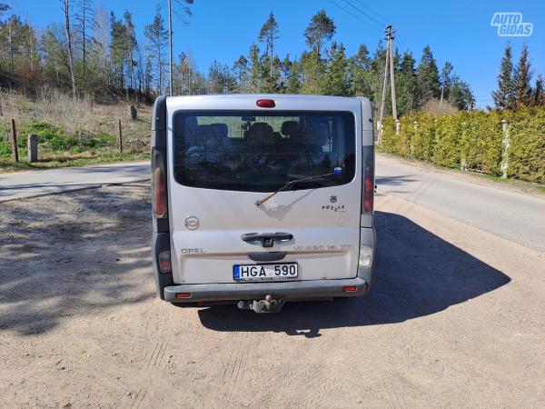 Pelēks Opel Vivaro 2003 Viļņa, ar dzinēja tilpumu 1.90 L un nobraukumu 350 tūkst. km par 2400 €, foto 4 vietnē AUTOMOTO.COM.LV