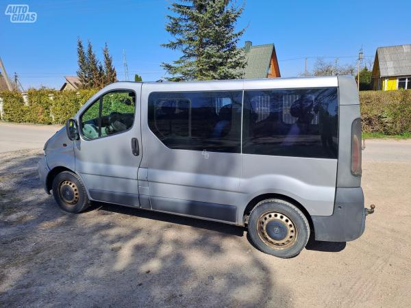Pelēks Opel Vivaro 2003 Viļņa, ar dzinēja tilpumu 1.90 L un nobraukumu 350 tūkst. km par 2400 €, foto 7 vietnē AUTOMOTO.COM.LV