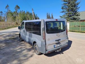 Grey Opel Vivaro 2003 in Vilnius, with an engine capacity of 1.90 L and mileage of 350 thousand km for 2400 €, photo 9 on AUTOMOTO.COM.LV