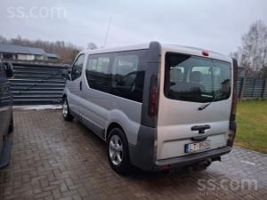 Grey Opel Vivaro 2004 in Riga, with an engine capacity of 2.50 L and mileage of 383 thousand km for 3950 €, photo 4 on AUTOMOTO.COM.LV