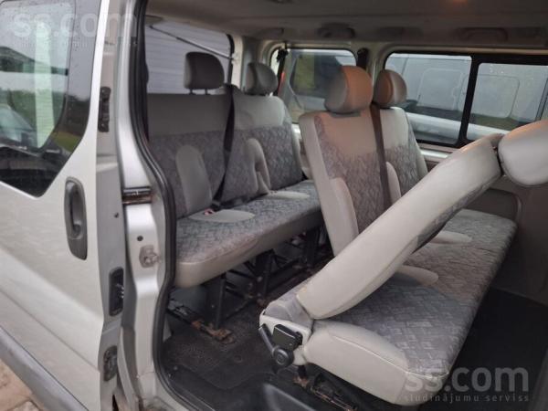Pelēks Opel Vivaro 2004 Rīga, ar dzinēja tilpumu 2.50 L un nobraukumu 383 tūkst. km par 3950 €, foto 6 vietnē AUTOMOTO.COM.LV