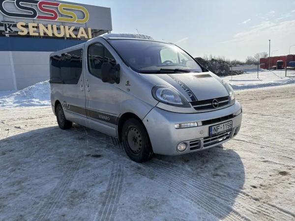 Grey Opel Vivaro 2004 in Daugavpils, with an engine capacity of 2.50 L and mileage of 371 thousand km for 3150 €, photo 7 on AUTOMOTO.COM.LV