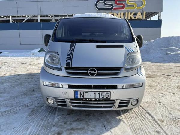 Grey Opel Vivaro 2004 in Daugavpils, with an engine capacity of 2.50 L and mileage of 371 thousand km for 3150 €, photo 8 on AUTOMOTO.COM.LV