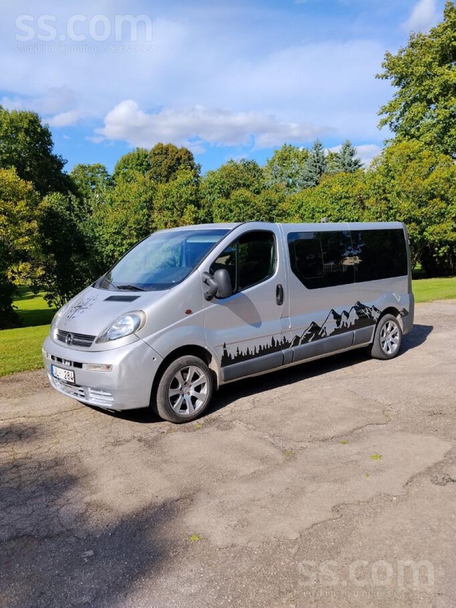 Pelēks Opel Vivaro 2004 Bauska, ar dzinēja tilpumu 1.90 L un nobraukumu 357 tūkst. km par 3150 €, foto 1 vietnē AUTOMOTO.COM.LV