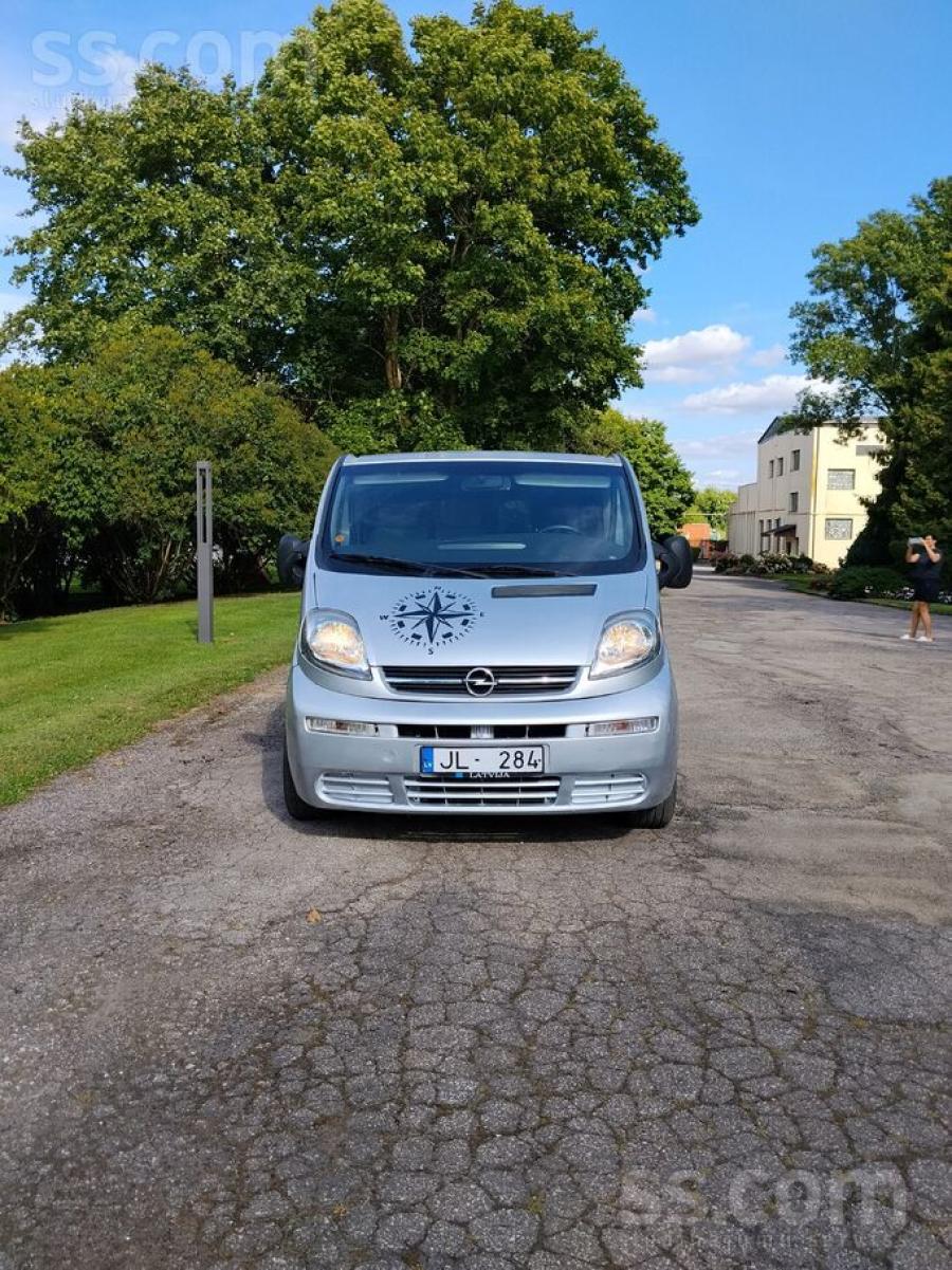 Pelēks Opel Vivaro 2004 Bauska, ar dzinēja tilpumu 1.90 L un nobraukumu 357 tūkst. km par 3150 €, foto 3 vietnē AUTOMOTO.COM.LV
