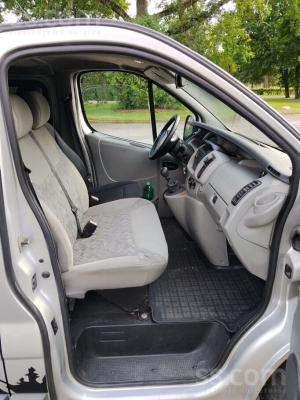 Pelēks Opel Vivaro 2004 Bauska, ar dzinēja tilpumu 1.90 L un nobraukumu 357 tūkst. km par 3150 €, foto 9 vietnē AUTOMOTO.COM.LV