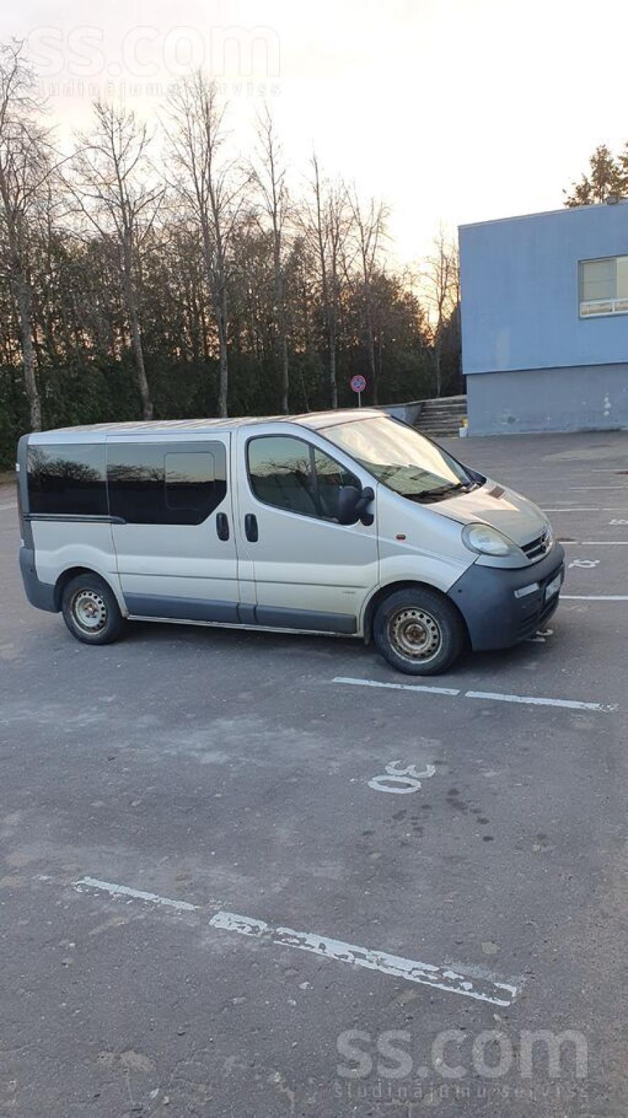 Pelēks Opel Vivaro 2005 Rīga, ar dzinēja tilpumu 1.90 L un nobraukumu 508 tūkst. km par 2500 €, foto 1 vietnē AUTOMOTO.COM.LV
