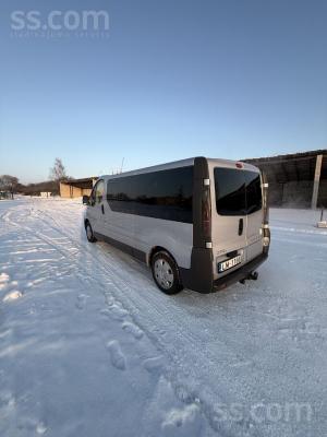 Grey Opel Vivaro 2005 in Bauska, with an engine capacity of 1.90 L and mileage of 406 thousand km for 4600 €, photo 22 on AUTOMOTO.COM.LV