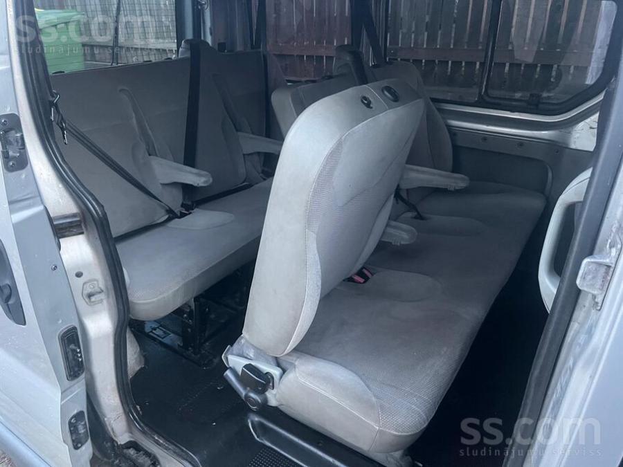 Pelēks Opel Vivaro 2005 Rīga, ar dzinēja tilpumu 1.90 L un nobraukumu 411 tūkst. km par 3700 €, foto 4 vietnē AUTOMOTO.COM.LV