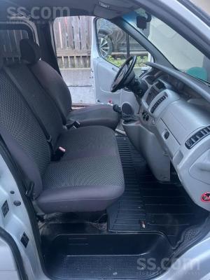 Pelēks Opel Vivaro 2005 Rīga, ar dzinēja tilpumu 1.90 L un nobraukumu 411 tūkst. km par 3700 €, foto 6 vietnē AUTOMOTO.COM.LV