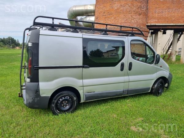 Grey Opel Vivaro 2005 in Aizkraukle, with an engine capacity of 1.90 L and mileage of 290 thousand km for 1700 €, photo 3 on AUTOMOTO.COM.LV