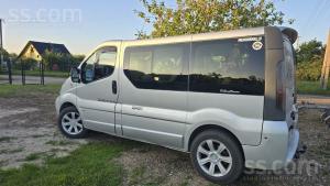 Pelēks Opel Vivaro 2005 Saldus, ar dzinēja tilpumu 2.50 L un nobraukumu 241 tūkst. km par 5800 €, foto  vietnē AUTOMOTO.COM.LV
