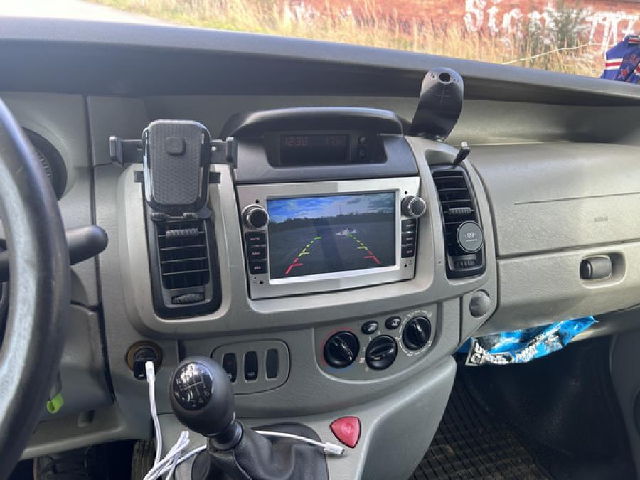 Grey Opel Vivaro 2005 in Narva, with an engine capacity of 1.90 L and mileage of 352 thousand km for 4500 €, photo 10 on AUTOMOTO.COM.LV