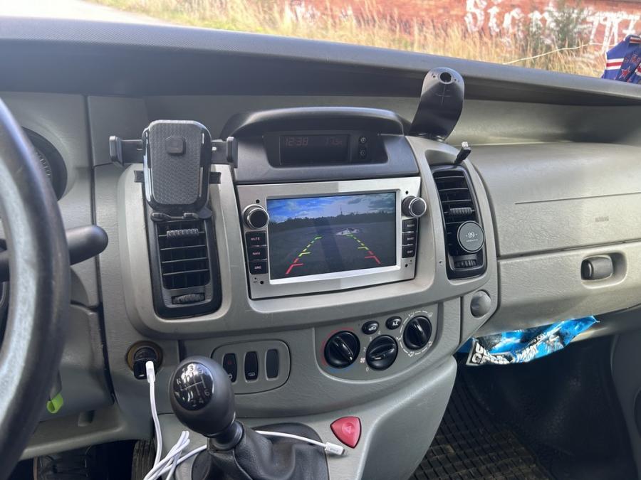 Grey Opel Vivaro 2005 in Narva, with an engine capacity of 1.90 L and mileage of 352 thousand km for 4500 €, photo 19 on AUTOMOTO.COM.LV