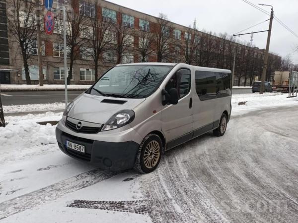 Grey Opel Vivaro 2006 in Riga, with an engine capacity of 2.50 L and mileage of 510 thousand km for 4200 €, photo 1 on AUTOMOTO.COM.LV
