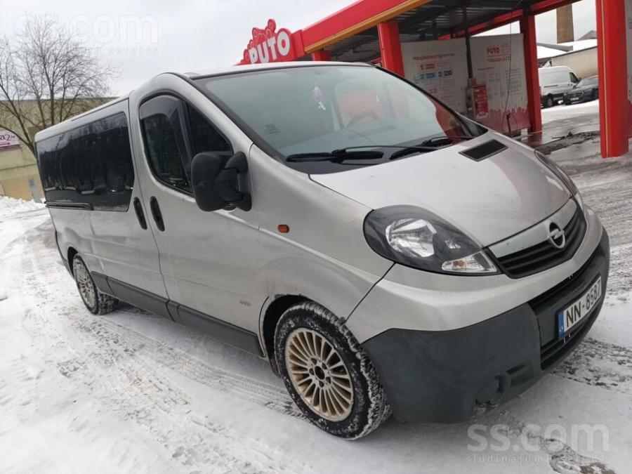 Grey Opel Vivaro 2006 in Riga, with an engine capacity of 2.50 L and mileage of 510 thousand km for 4200 €, photo 2 on AUTOMOTO.COM.LV