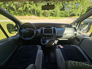 Grey Opel Vivaro 2006 in Aluksne, with an engine capacity of 1.90 L and mileage of 338 thousand km for 5500 €, photo 14 on AUTOMOTO.COM.LV