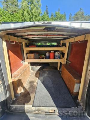 Grey Opel Vivaro 2006 in Aluksne, with an engine capacity of 1.90 L and mileage of 338 thousand km for 5500 €, photo 16 on AUTOMOTO.COM.LV