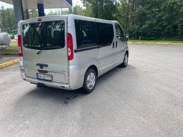 Pelēks Opel Vivaro 2006 Rīga, ar dzinēja tilpumu 2.00 L un nobraukumu 315 tūkst. km par 5700 €, foto 7 vietnē AUTOMOTO.COM.LV