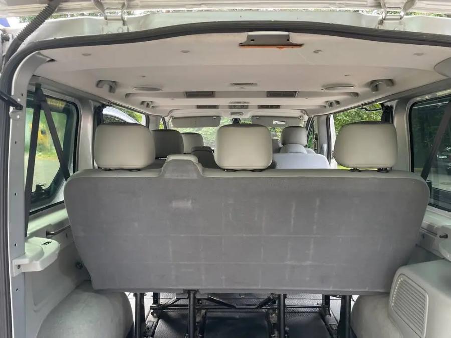Pelēks Opel Vivaro 2006 Rīga, ar dzinēja tilpumu 2.00 L un nobraukumu 315 tūkst. km par 5700 €, foto 20 vietnē AUTOMOTO.COM.LV