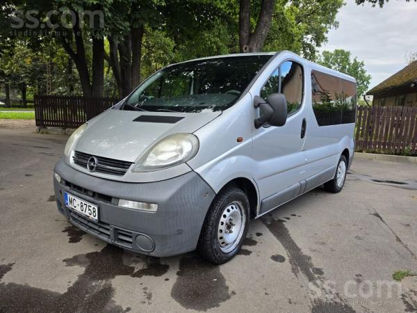 Grey Opel Vivaro 2006 in Riga, with an engine capacity of 2.50 L and mileage of 342 thousand km for 3200 €, photo 1 on AUTOMOTO.COM.LV