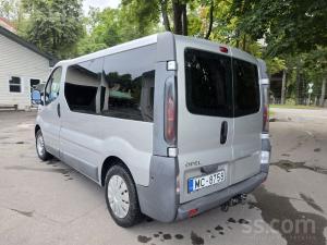 Grey Opel Vivaro 2006 in Riga, with an engine capacity of 2.50 L and mileage of 342 thousand km for 3200 €, photo 5 on AUTOMOTO.COM.LV