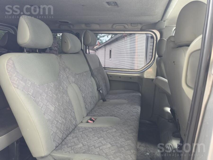Grey Opel Vivaro 2006 in Riga, with an engine capacity of 2.50 L and mileage of 342 thousand km for 3200 €, photo 8 on AUTOMOTO.COM.LV