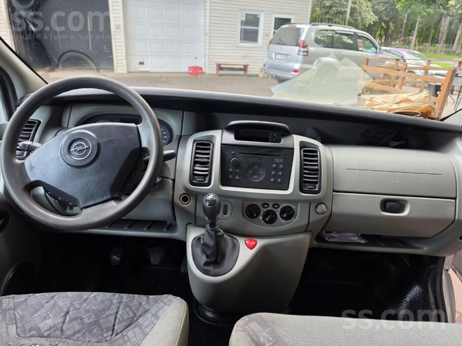 Grey Opel Vivaro 2006 in Riga, with an engine capacity of 2.50 L and mileage of 342 thousand km for 3200 €, photo 11 on AUTOMOTO.COM.LV