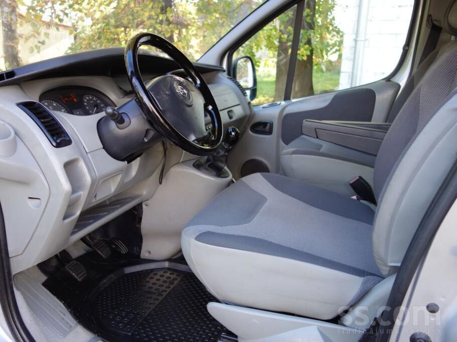 Pelēks Opel Vivaro 2006 Rīga, ar dzinēja tilpumu 1.90 L un nobraukumu 262 tūkst. km par 5550 €, foto 7 vietnē AUTOMOTO.COM.LV