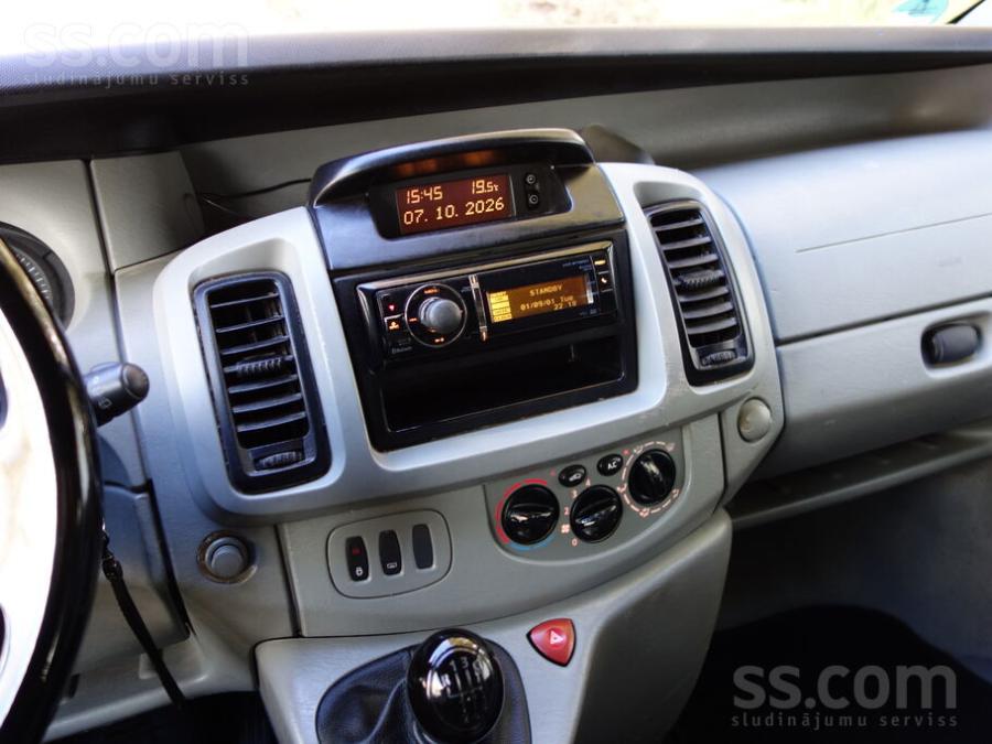 Pelēks Opel Vivaro 2006 Rīga, ar dzinēja tilpumu 1.90 L un nobraukumu 262 tūkst. km par 5550 €, foto 9 vietnē AUTOMOTO.COM.LV