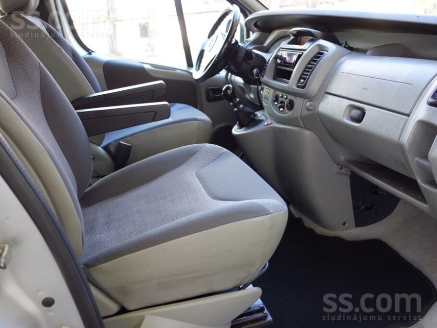 Pelēks Opel Vivaro 2006 Rīga, ar dzinēja tilpumu 1.90 L un nobraukumu 262 tūkst. km par 5550 €, foto 12 vietnē AUTOMOTO.COM.LV