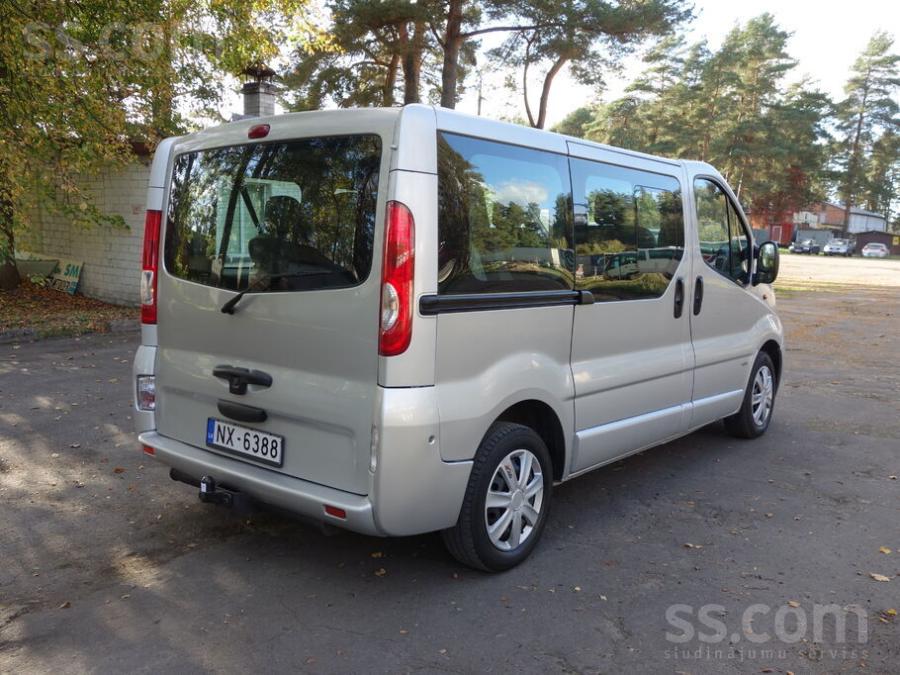 Pelēks Opel Vivaro 2006 Rīga, ar dzinēja tilpumu 1.90 L un nobraukumu 262 tūkst. km par 5550 €, foto 16 vietnē AUTOMOTO.COM.LV