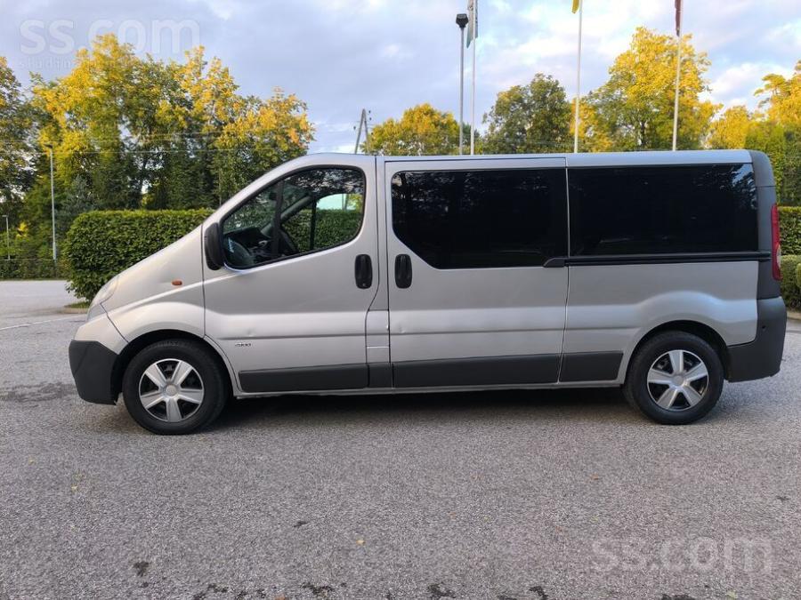 Pelēks Opel Vivaro 2007 Valmiera, ar dzinēja tilpumu 2.50 L un nobraukumu 350 tūkst. km par 6550 €, foto 6 vietnē AUTOMOTO.COM.LV