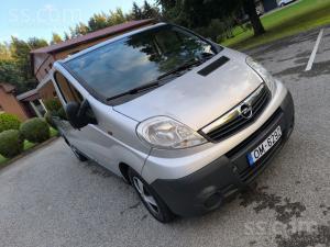 Pelēks Opel Vivaro 2007 Valmiera, ar dzinēja tilpumu 2.50 L un nobraukumu 350 tūkst. km par 6550 €, foto 12 vietnē AUTOMOTO.COM.LV