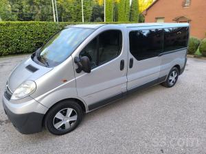 Grey Opel Vivaro 2007 in Valmiera, with an engine capacity of 2.50 L and mileage of 350 thousand km for 6550 €, photo 5 on AUTOMOTO.COM.LV