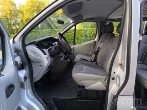 Grey Opel Vivaro 2007 in Valmiera, with an engine capacity of 2.50 L and mileage of 350 thousand km for 6550 €, photo 20 on AUTOMOTO.COM.LV