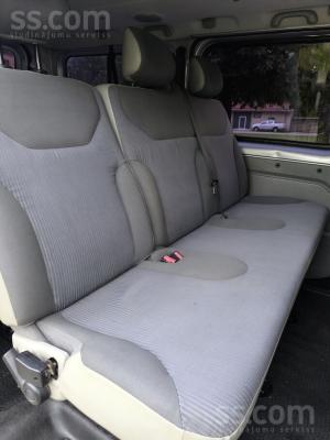 Grey Opel Vivaro 2007 in Valmiera, with an engine capacity of 2.50 L and mileage of 350 thousand km for 6550 €, photo 24 on AUTOMOTO.COM.LV