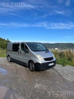 Grey Opel Vivaro 2007 in Riga, with an engine capacity of 2.00 L and mileage of 348 thousand km for 3500 €, photo  on AUTOMOTO.COM.LV