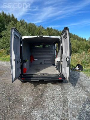Grey Opel Vivaro 2007 in Riga, with an engine capacity of 2.00 L and mileage of 348 thousand km for 3500 €, photo 9 on AUTOMOTO.COM.LV