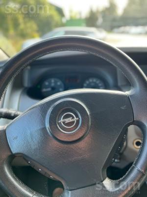Grey Opel Vivaro 2007 in Riga, with an engine capacity of 2.00 L and mileage of 348 thousand km for 3500 €, photo 12 on AUTOMOTO.COM.LV