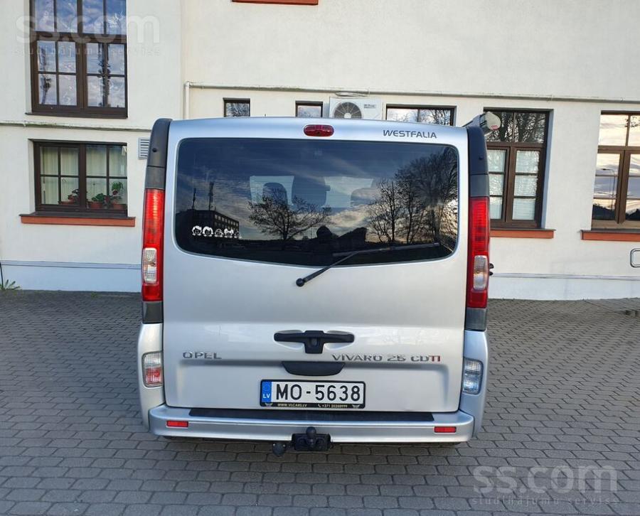 Pelēks Opel Vivaro 2008 Jelgava, ar dzinēja tilpumu 2.50 L un nobraukumu 370 tūkst. km par 3300 €, foto 8 vietnē AUTOMOTO.COM.LV