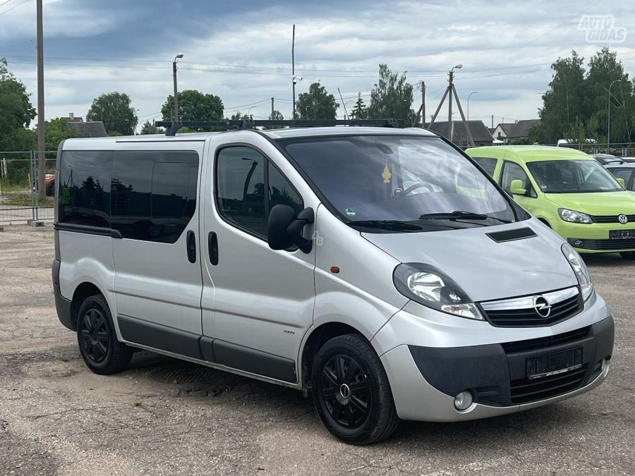 Pelēks Opel Vivaro 2008 Kėdainiai, ar dzinēja tilpumu 2.00 L un nobraukumu 243 tūkst. km par 6800 €, foto 3 vietnē AUTOMOTO.COM.LV
